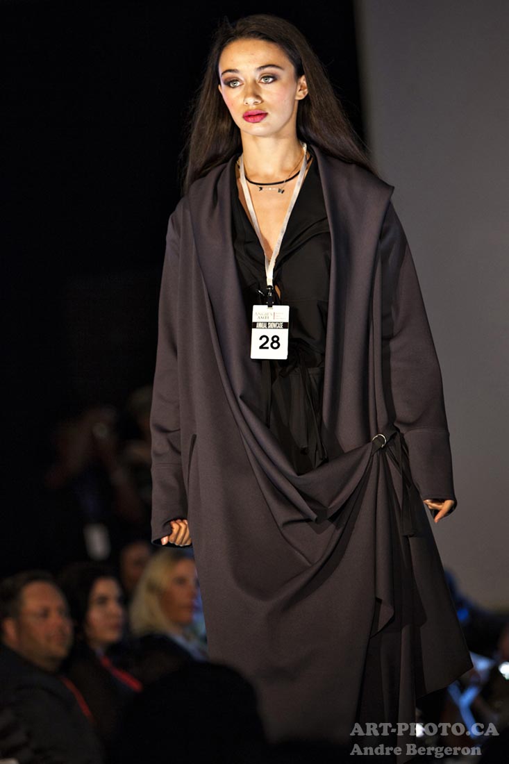 Angie's AMTI 2017 Gala Showcase Rock The Runway